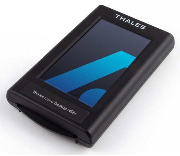 Backing Up Key Material Using the Luna 7 Backup HSM